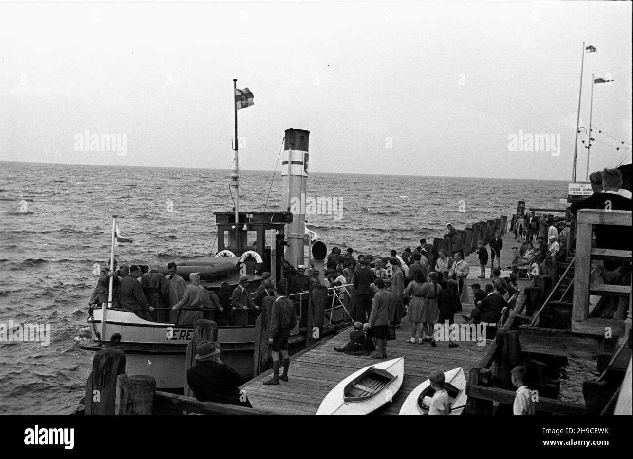 Transport pasazerski hi-res stock photography and images - Alamy