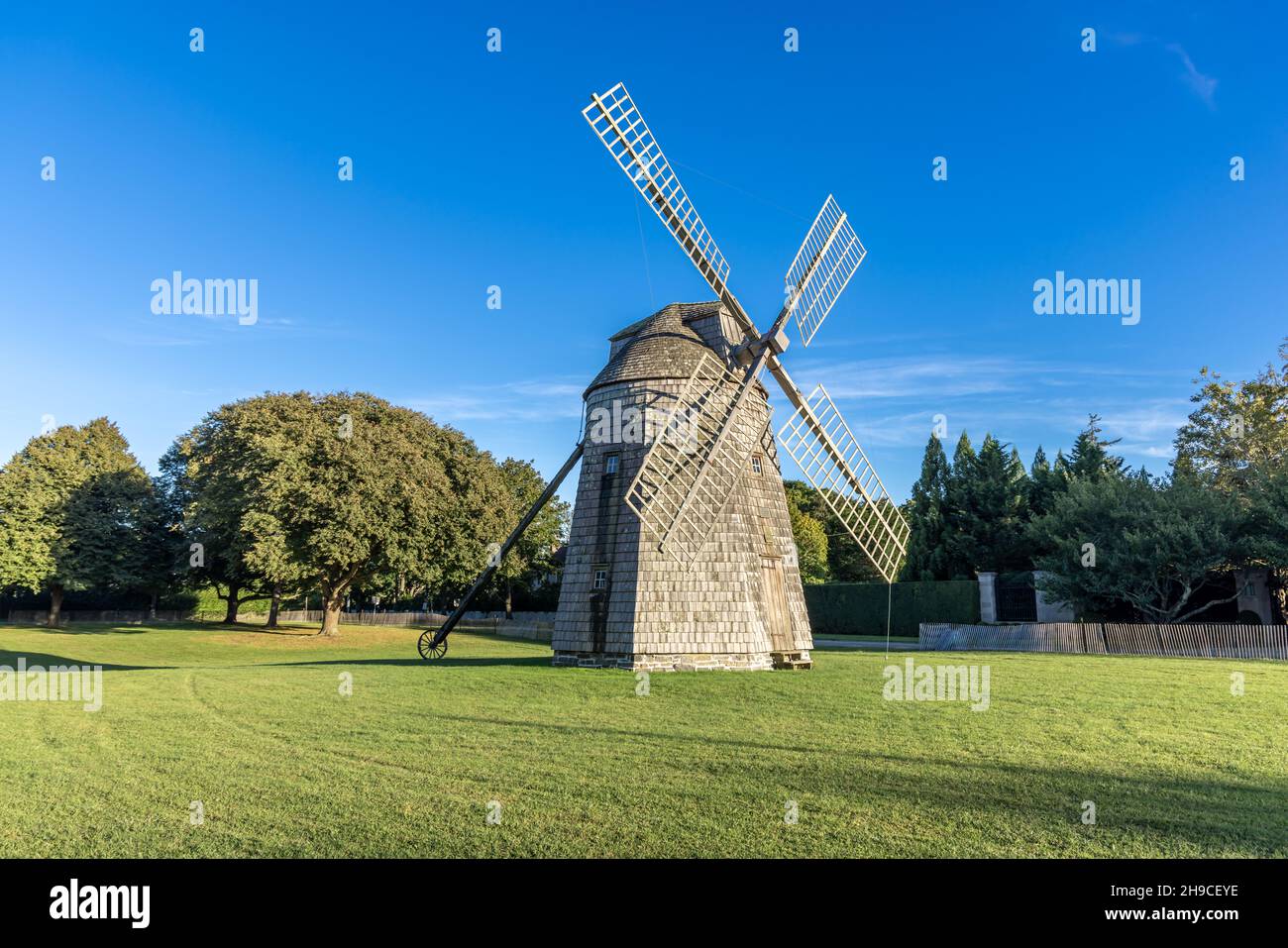 Water mill structure hi-res stock photography and images - Alamy