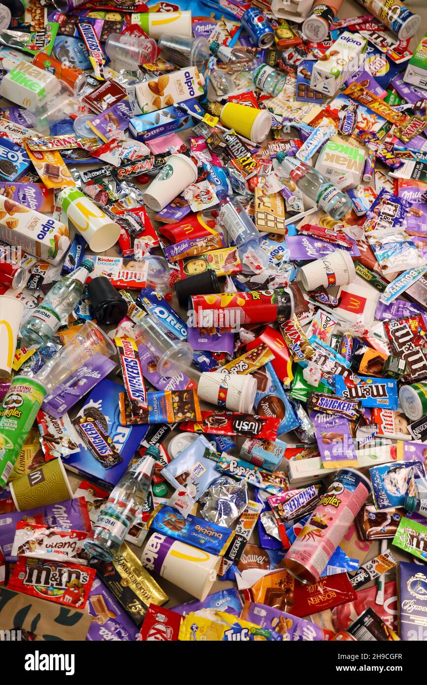 Empty pepsi cans hi-res stock photography and images - Alamy