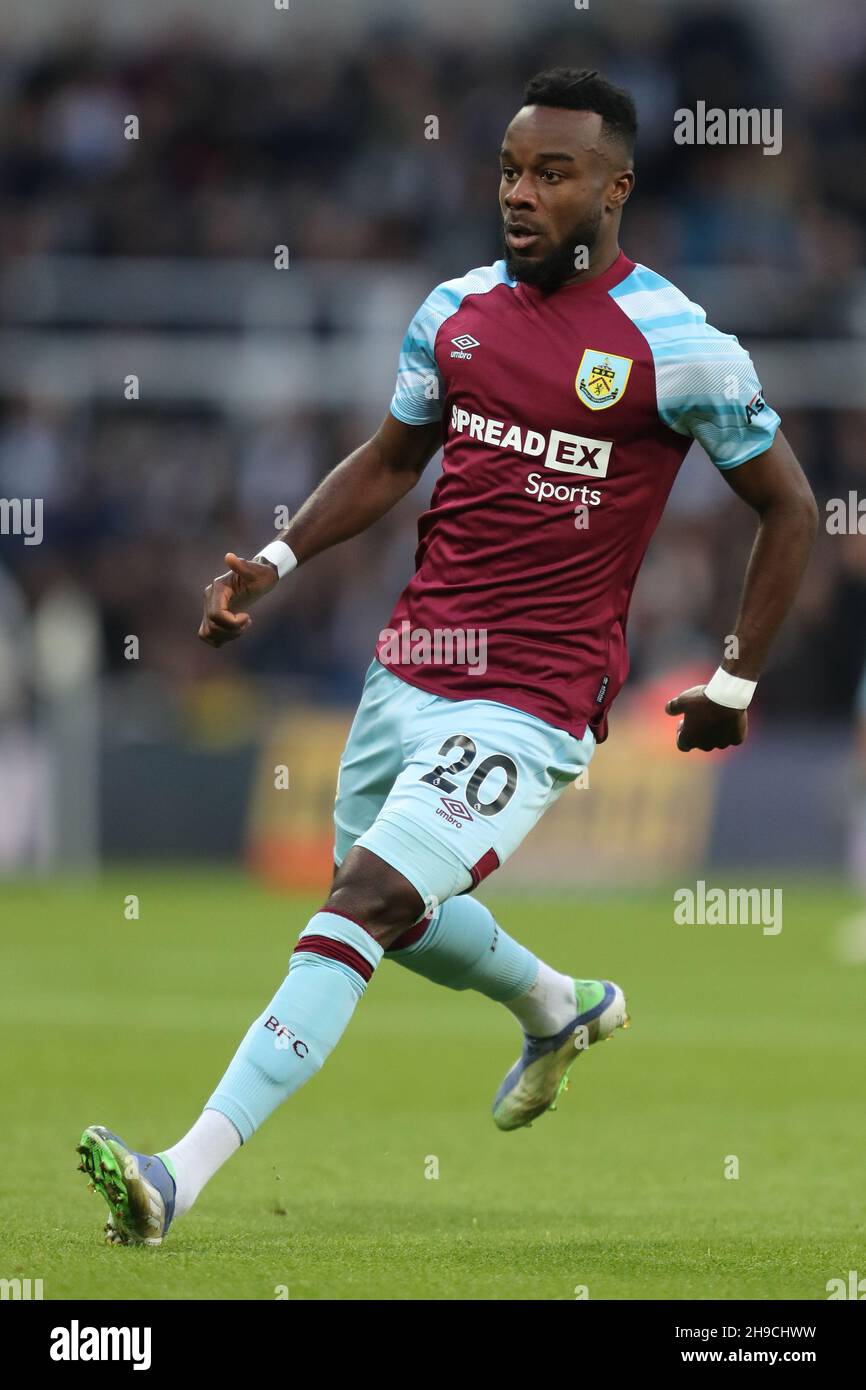 Maxwel cornet burnley hi-res stock photography and images - Alamy