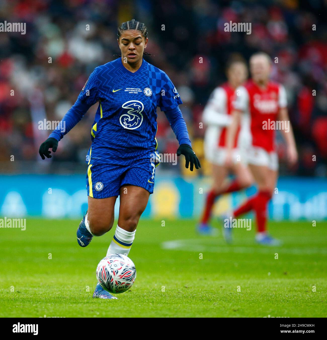 LONDON, England - DECEMBER 05:Chelsea Women Jessica Carter during ...