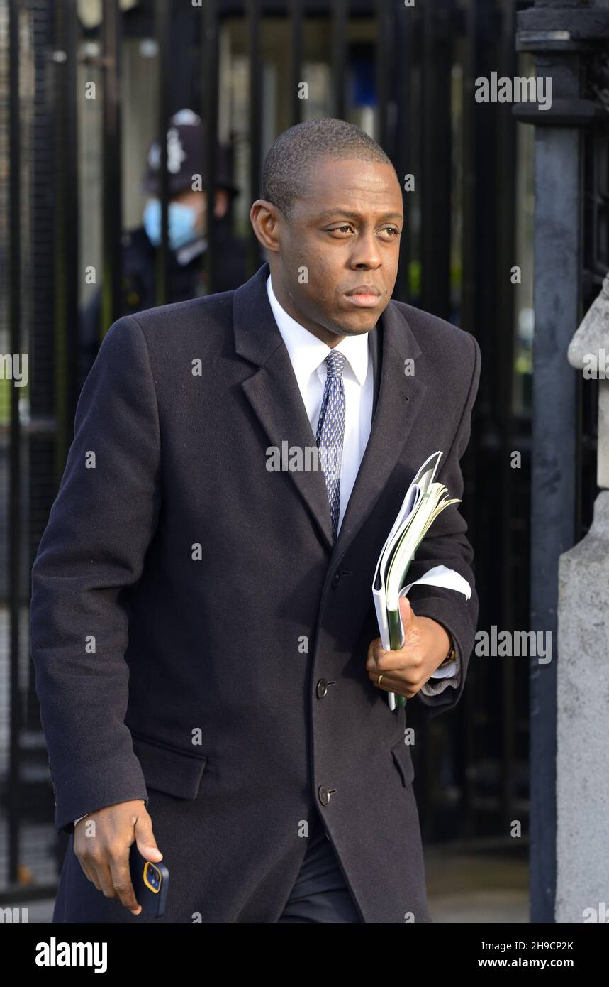 Bim Afolami MP (Con: Hitchin and Harpenden) leaving Parliament ...