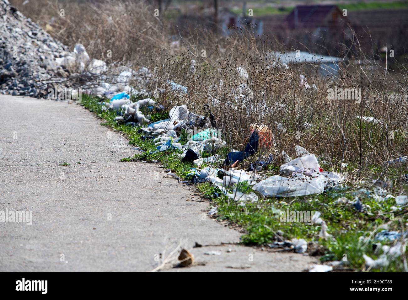 Littered natural hi-res stock photography and images - Alamy