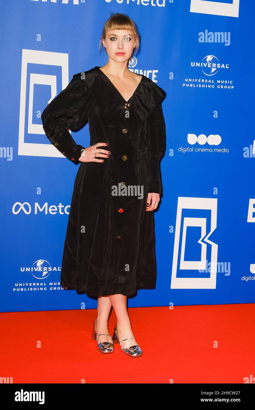 Old Billingsgate, London, UK. 5 December 2021. Imogen Poots attends the ...