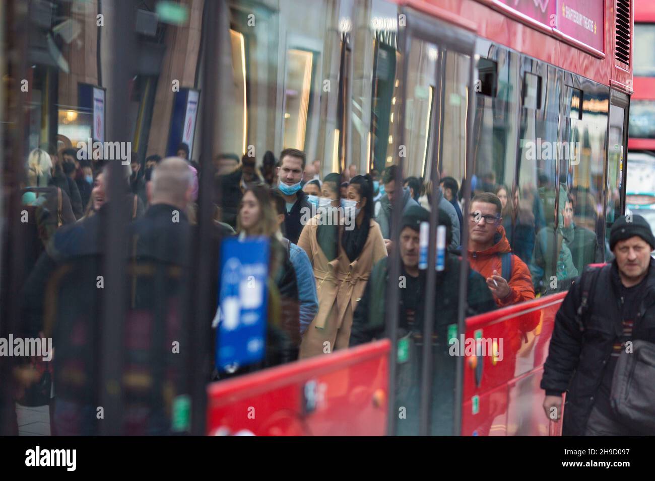 Bus windows hi-res stock photography and images - Alamy