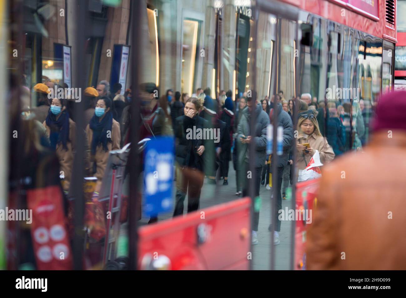 Bus windows hi-res stock photography and images - Alamy