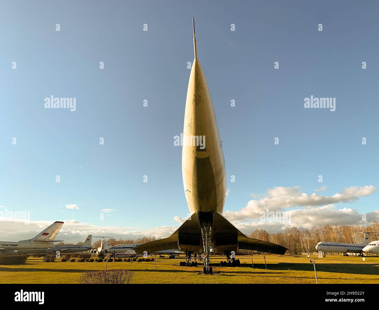 Concorde plane take off hi-res stock photography and images - Alamy