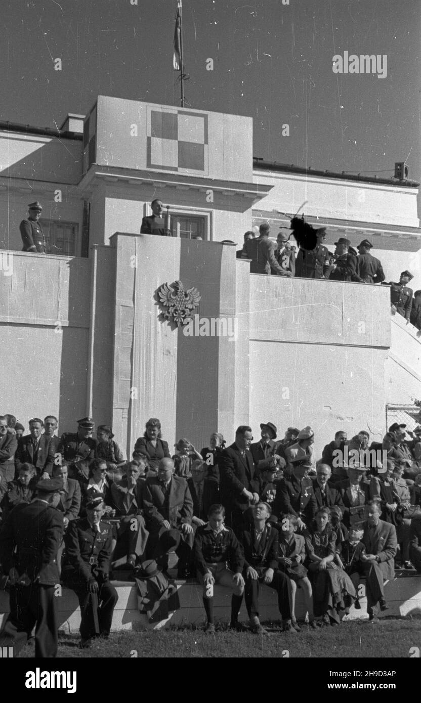 On sept 07 Black and White Stock Photos & Images - Alamy