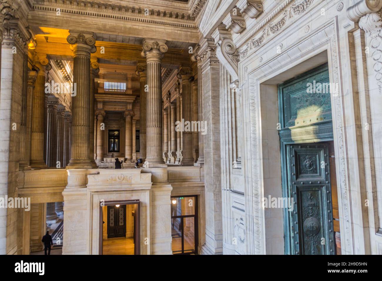 Monumental neoclassicism hi-res stock photography and images - Alamy