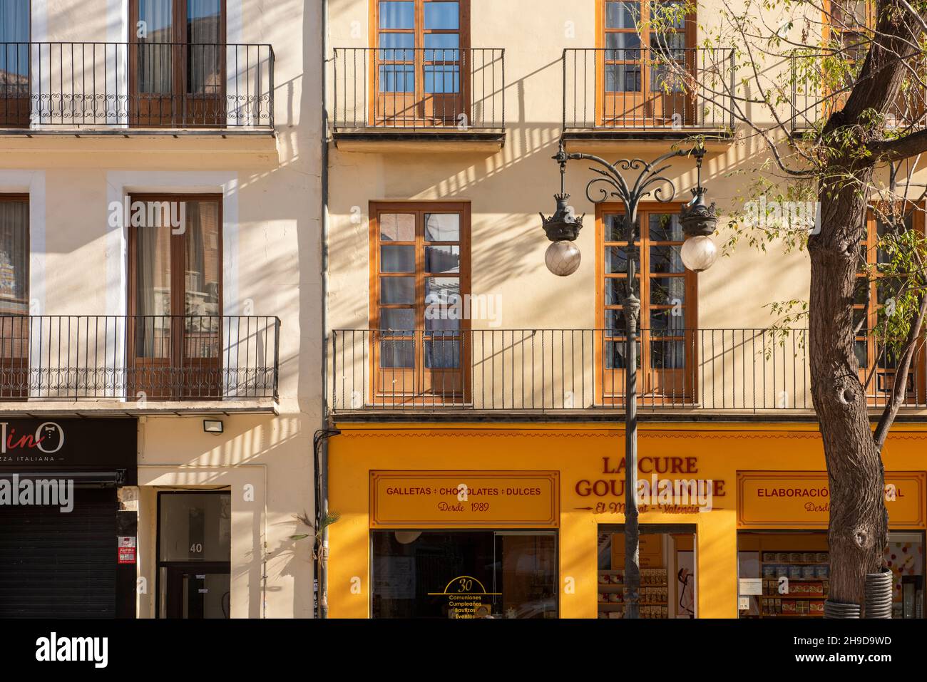 Detail of building showing lines Stock Photo - Alamy