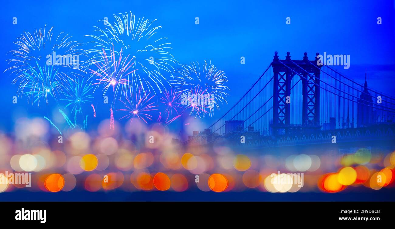 Fireworks over downtown manhattan brooklyn hi-res stock photography and ...