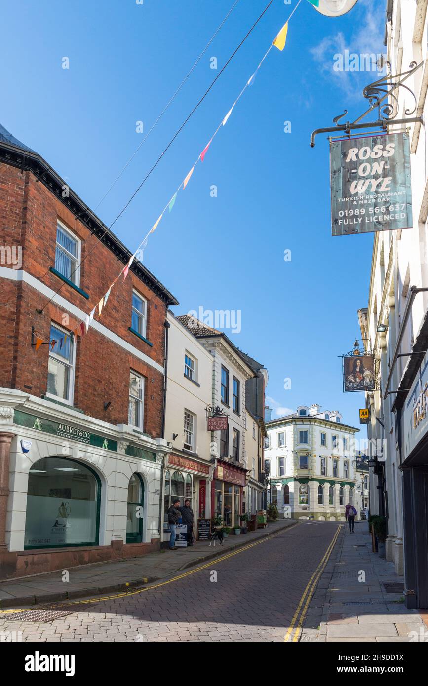 View along High Street in Ross-on-Wye, Herefordshire Stock Photo - Alamy