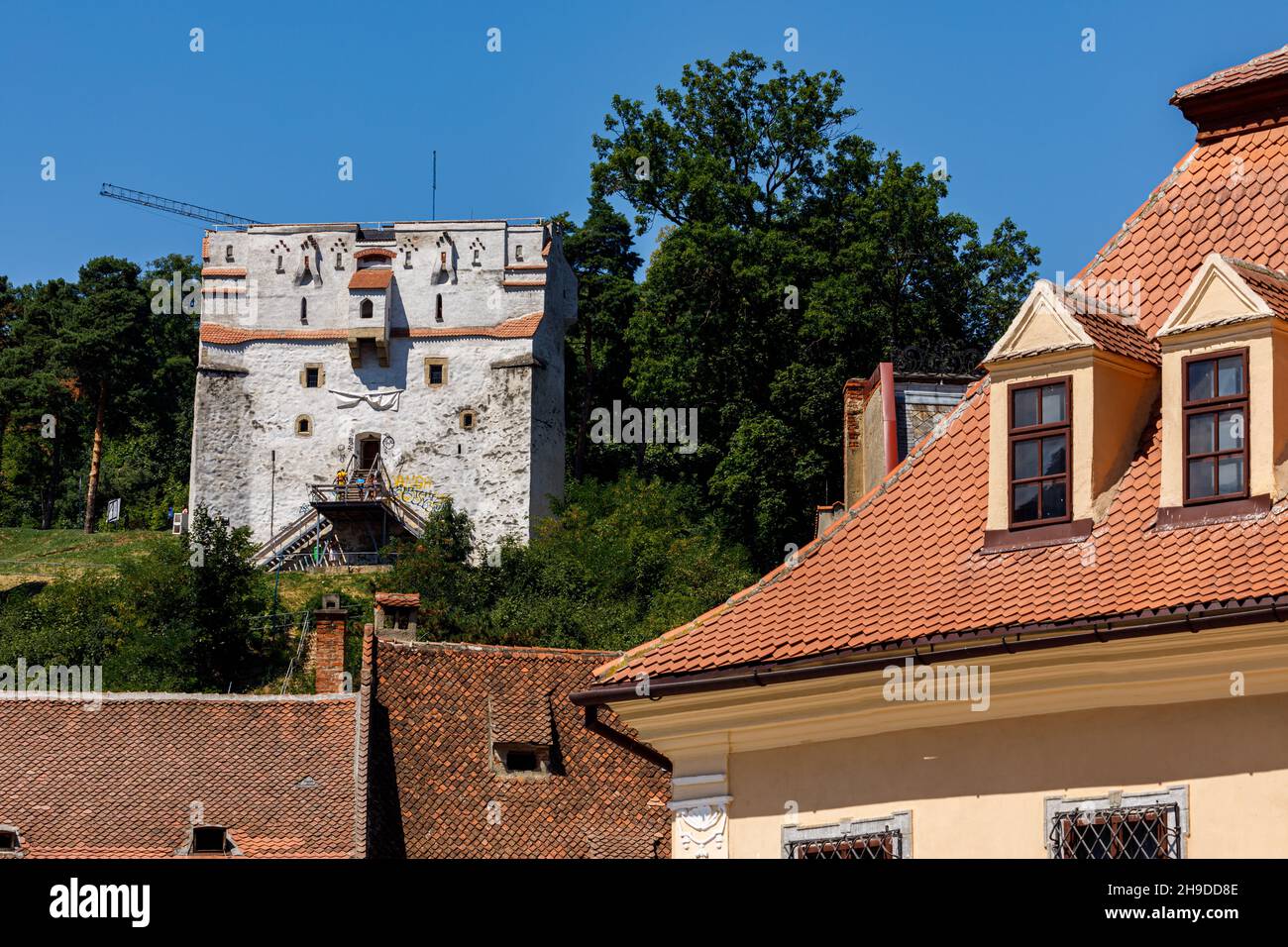 The white tower of the city of Brasov in Romania Stock Photo - Alamy
