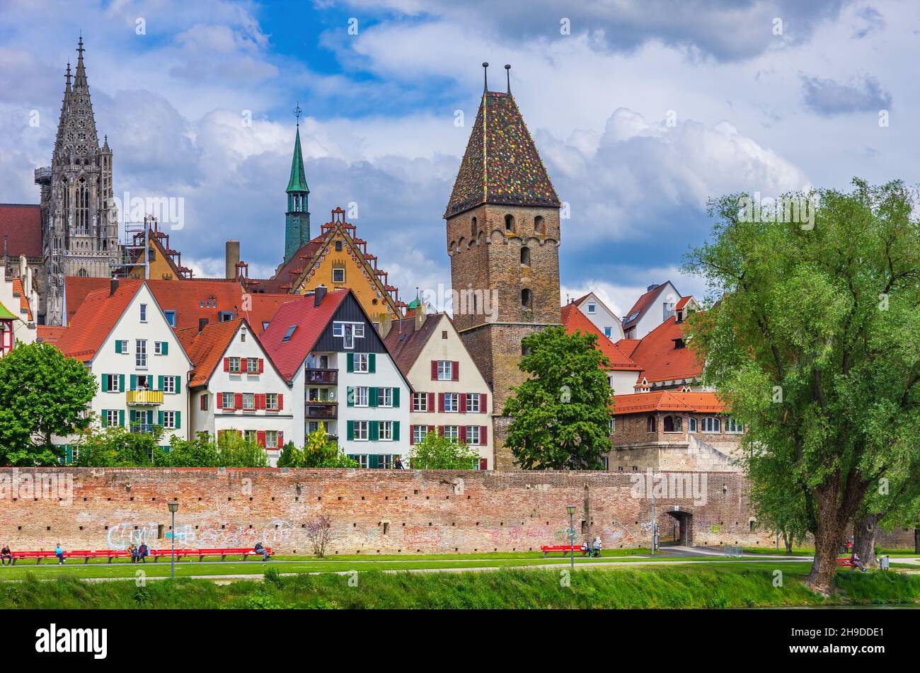 Ulm, Baden-Württemberg, Germany: The historic houses of the Fishermen's ...