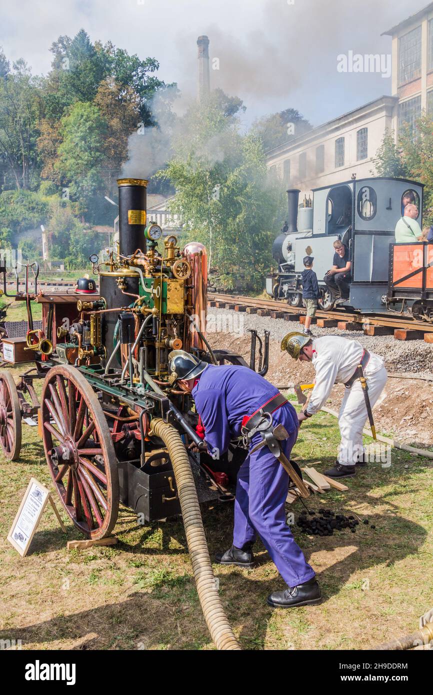 Steam pumper hi-res stock photography and images - Alamy