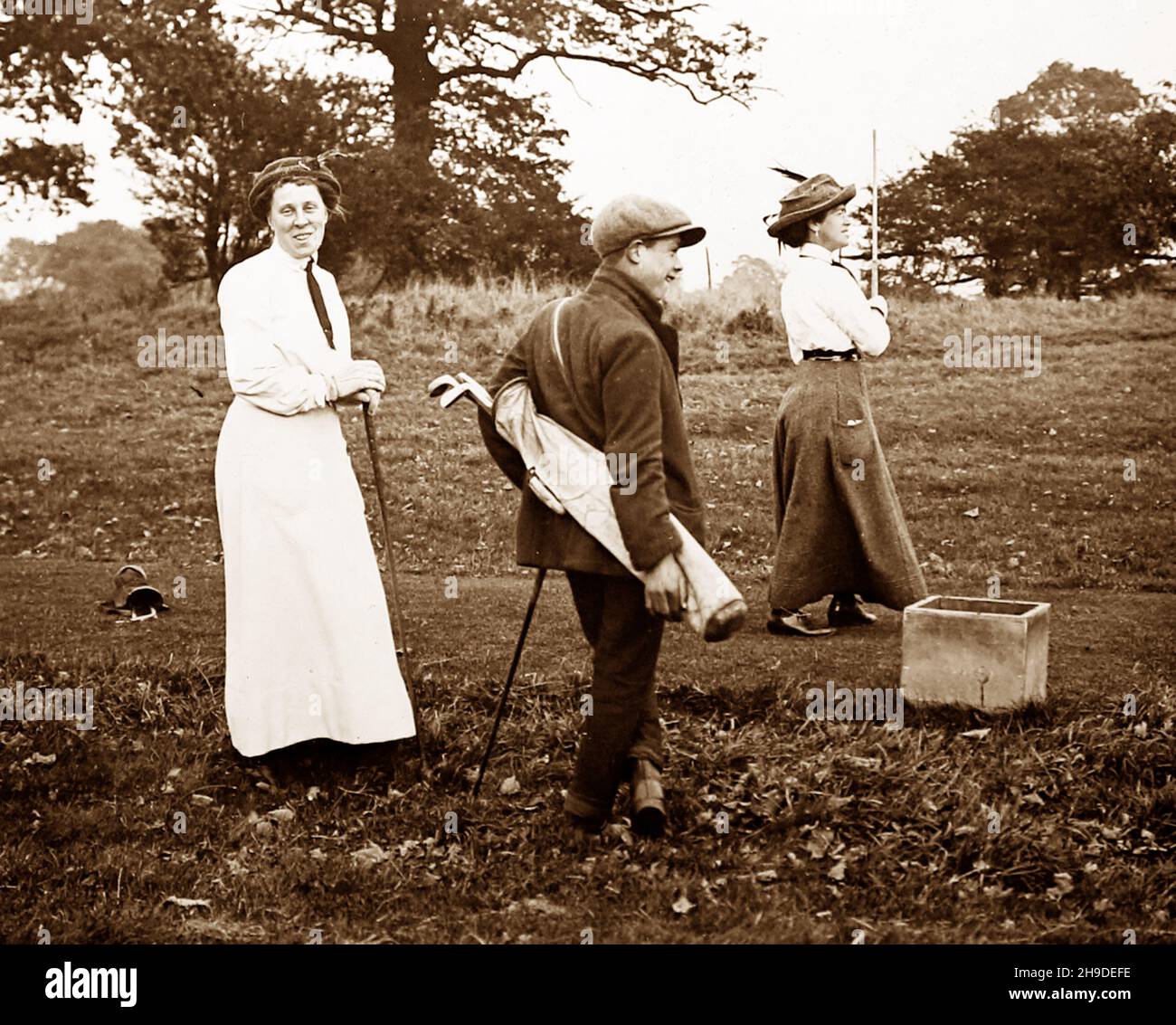 Women's golf, early 1900s Stock Photo - Alamy