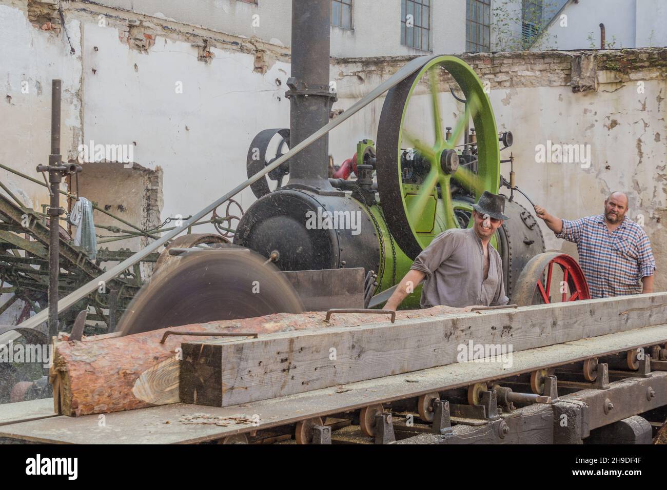 ZAMBERK, CZECHIA - SEPTEMBER 15, 2018: Portable steam engine powering ...