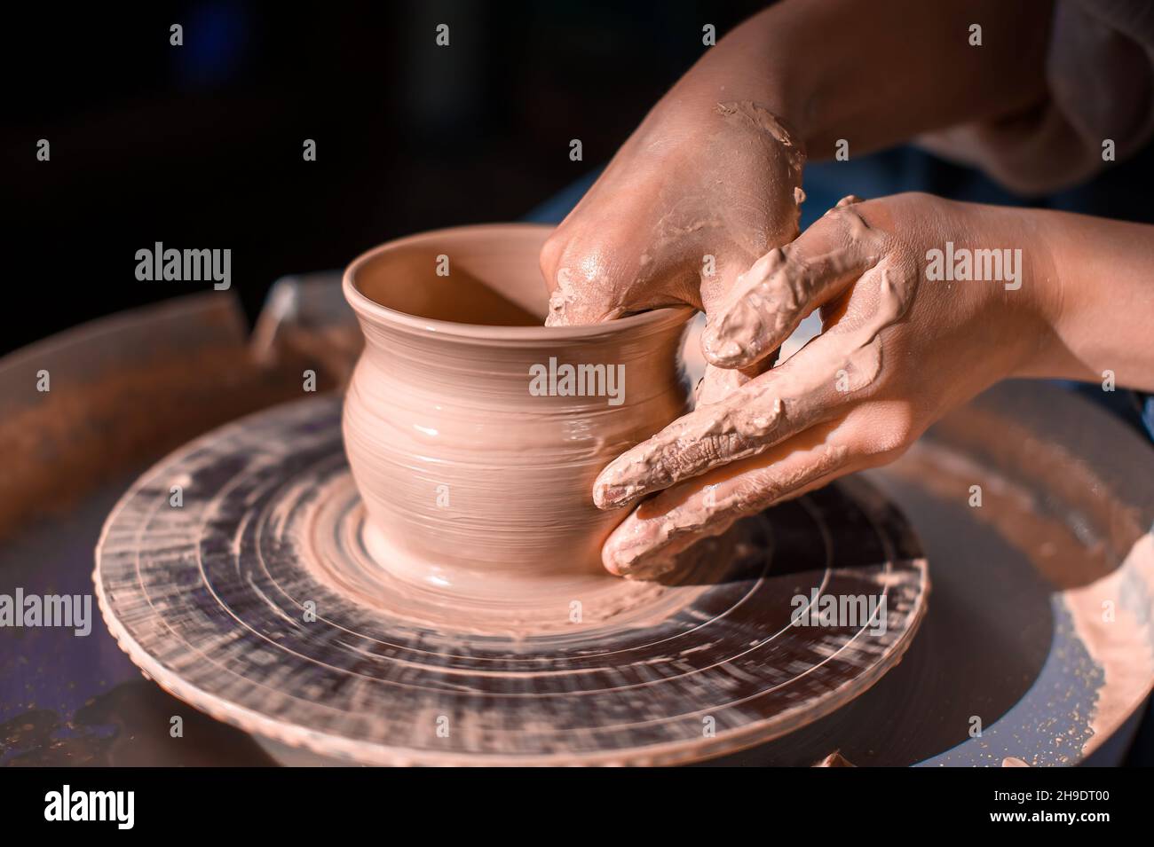 Potters wheel manual control hi-res stock photography and images - Alamy