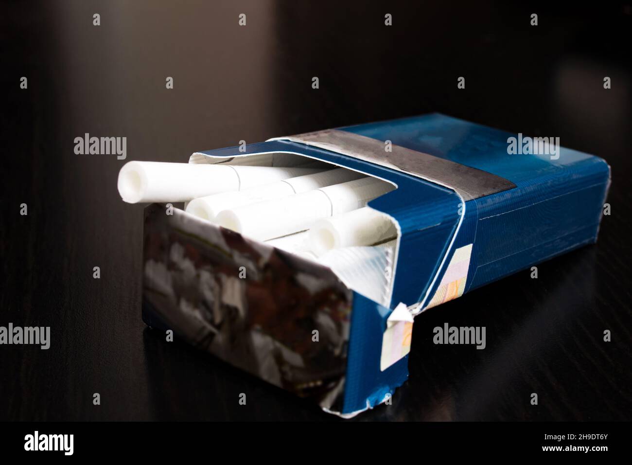 Cigarette pack on table hi-res stock photography and images - Alamy