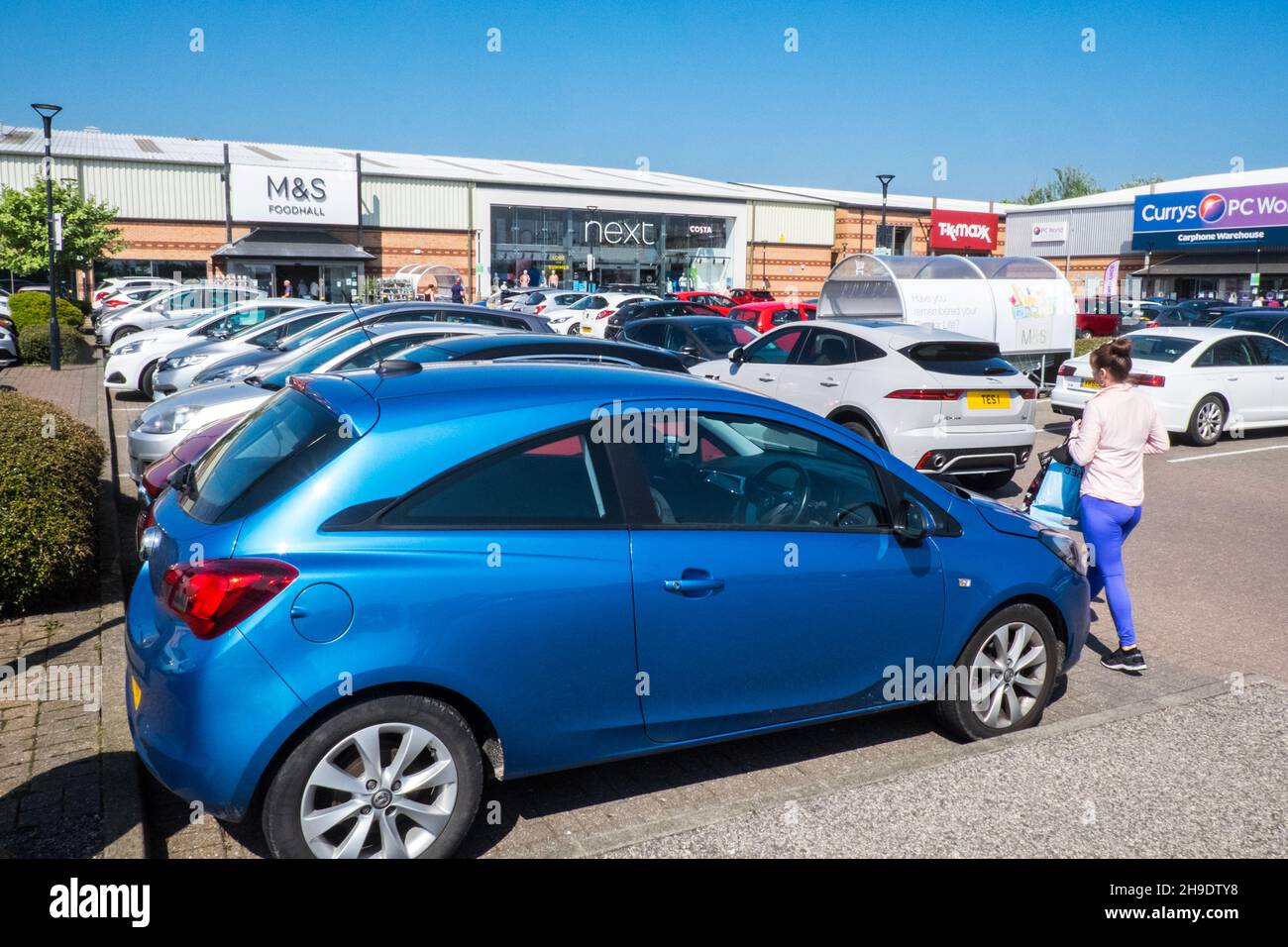 Hartlepool town shops hi-res stock photography and images - Alamy