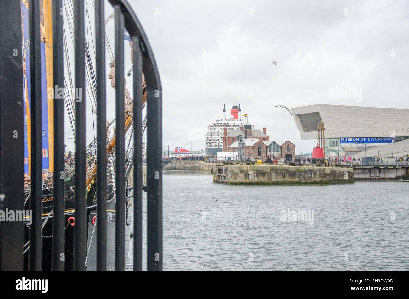 3 Ships at Liverpool docks Stock Photo - Alamy
