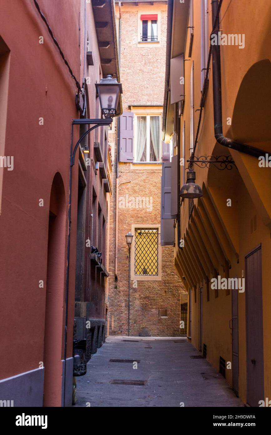 Narrow alley in bologna hi-res stock photography and images - Alamy