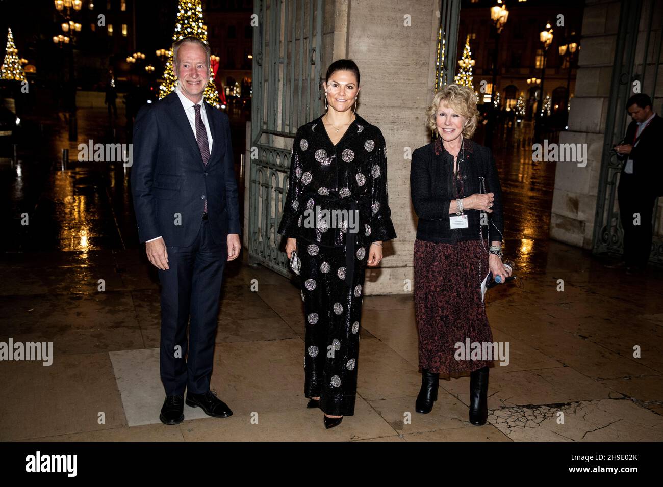 Swedish ambassador hakan akesson and gita patersson hi-res stock ...