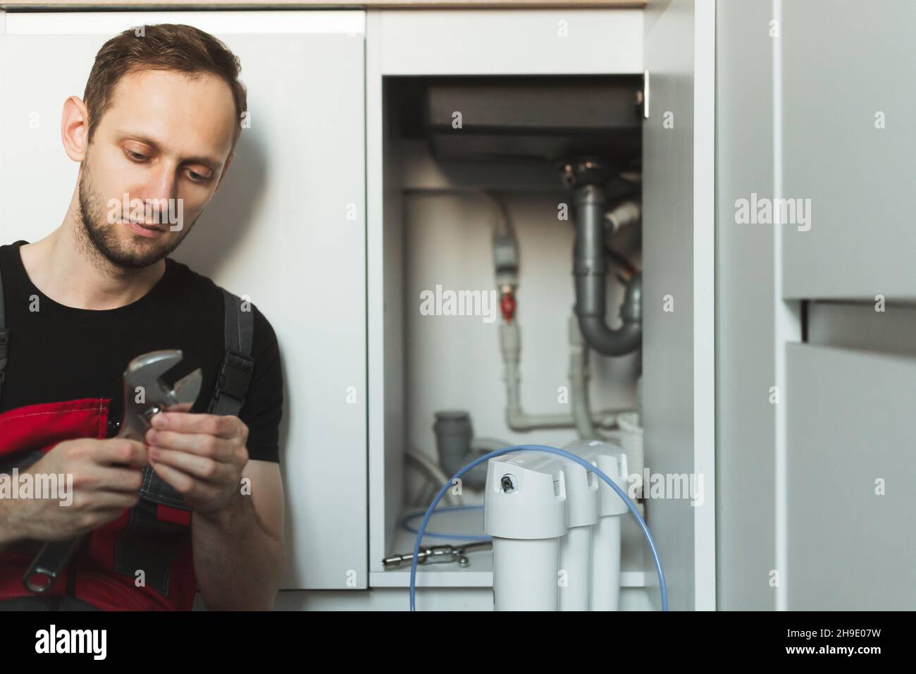 Installing a stage hi-res stock photography and images - Alamy