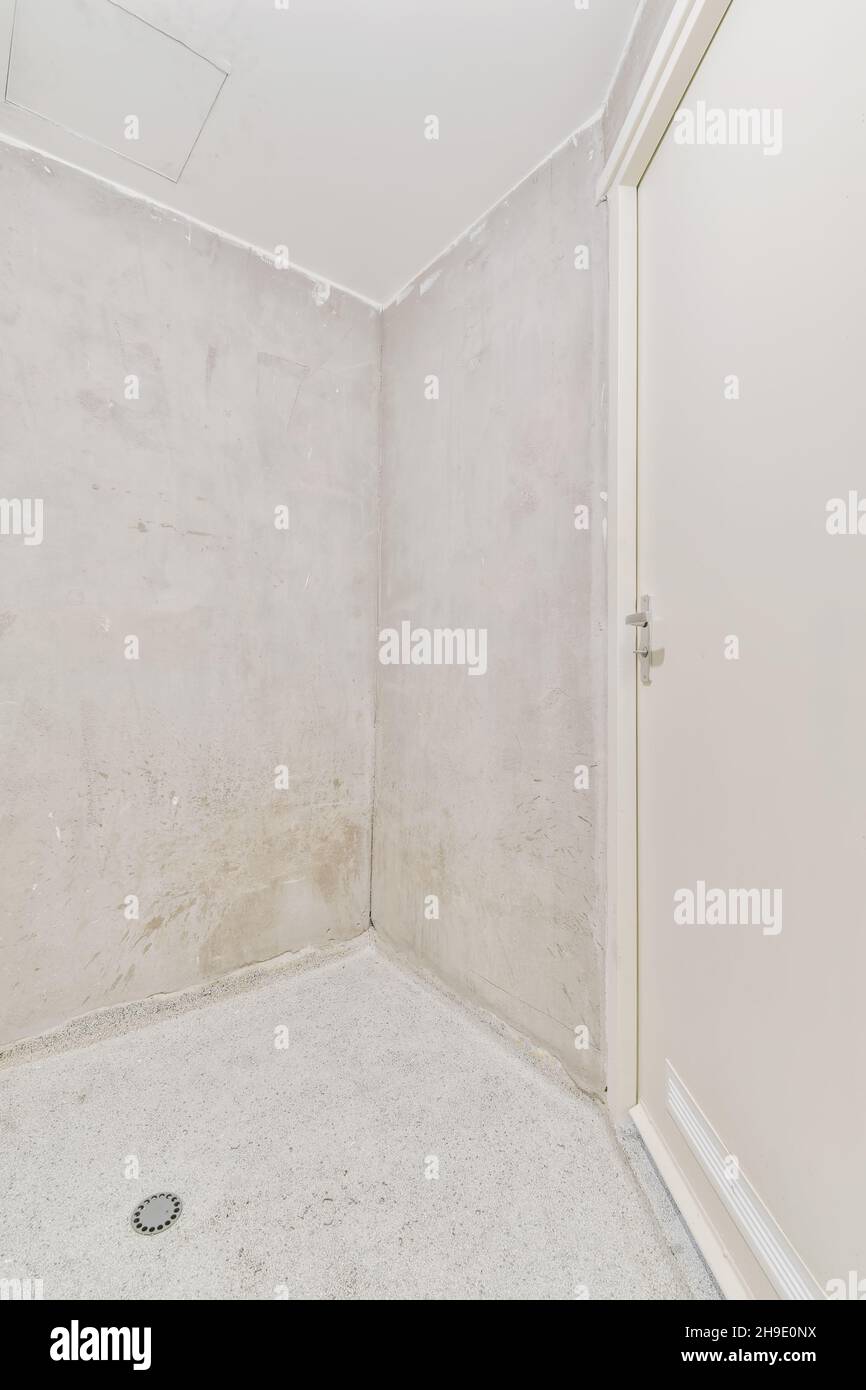 Unrepaired hi-res stock photography and images - Alamy