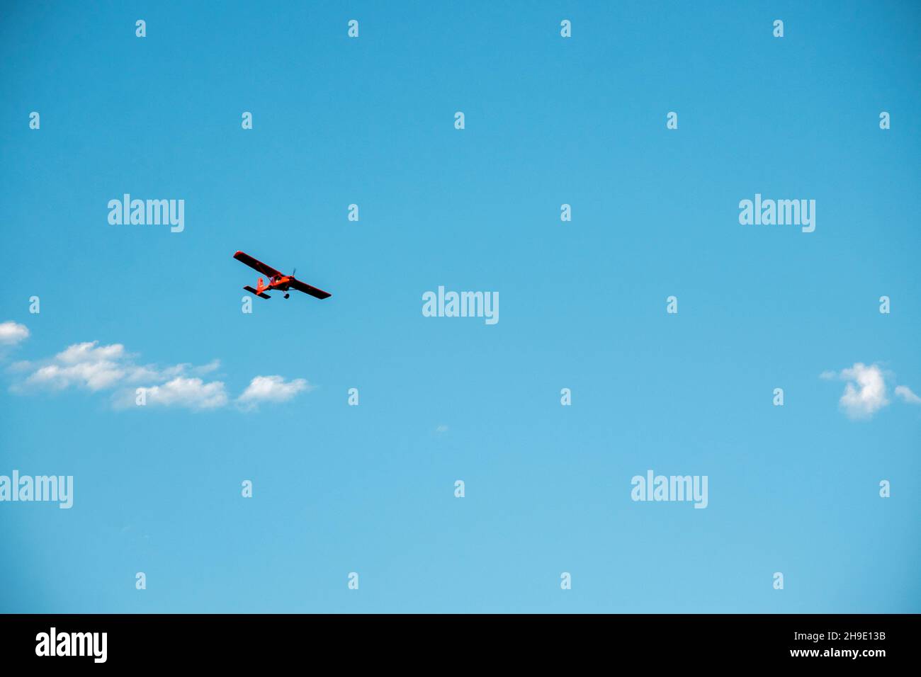 Red bi wing plane flying hi-res stock photography and images - Alamy