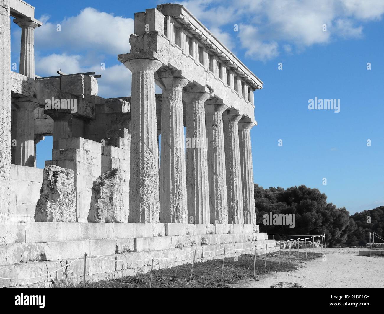 Exterior of temple of aphaia hi-res stock photography and images - Alamy