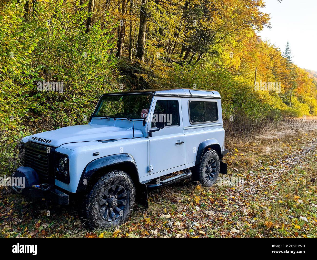Land-Rover 4x4 vehicle, Bussang pass, Vosges department, Grand Est ...