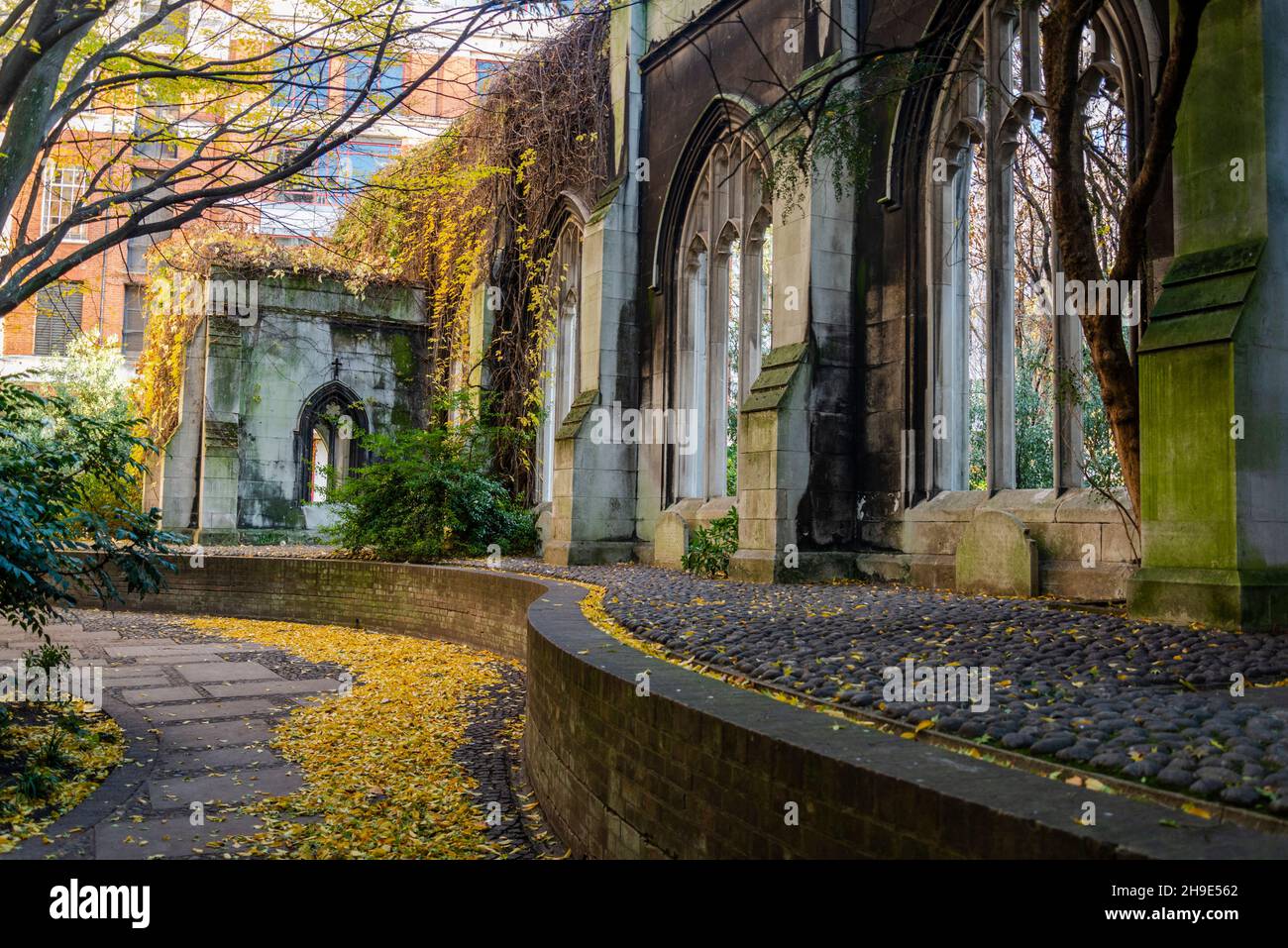 St Dunstan in the East Church Garden set within the ruins of a Wren ...
