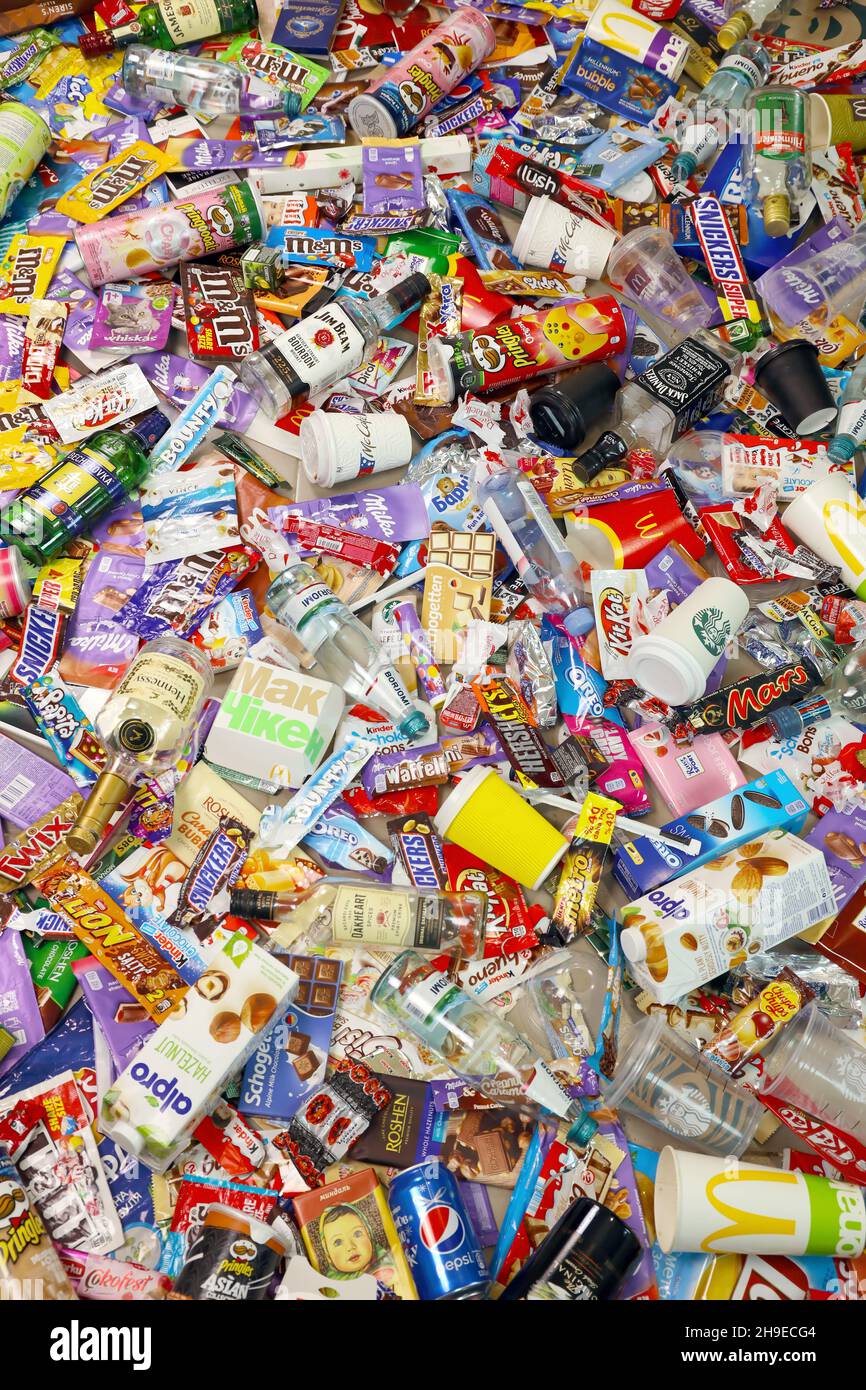 Cheetos pile hi-res stock photography and images - Alamy