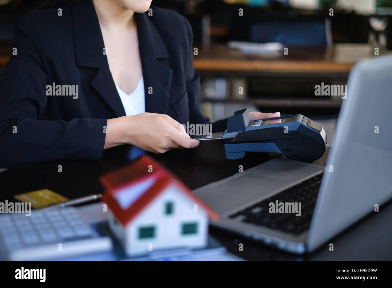 Smart client hi-res stock photography and images - Alamy