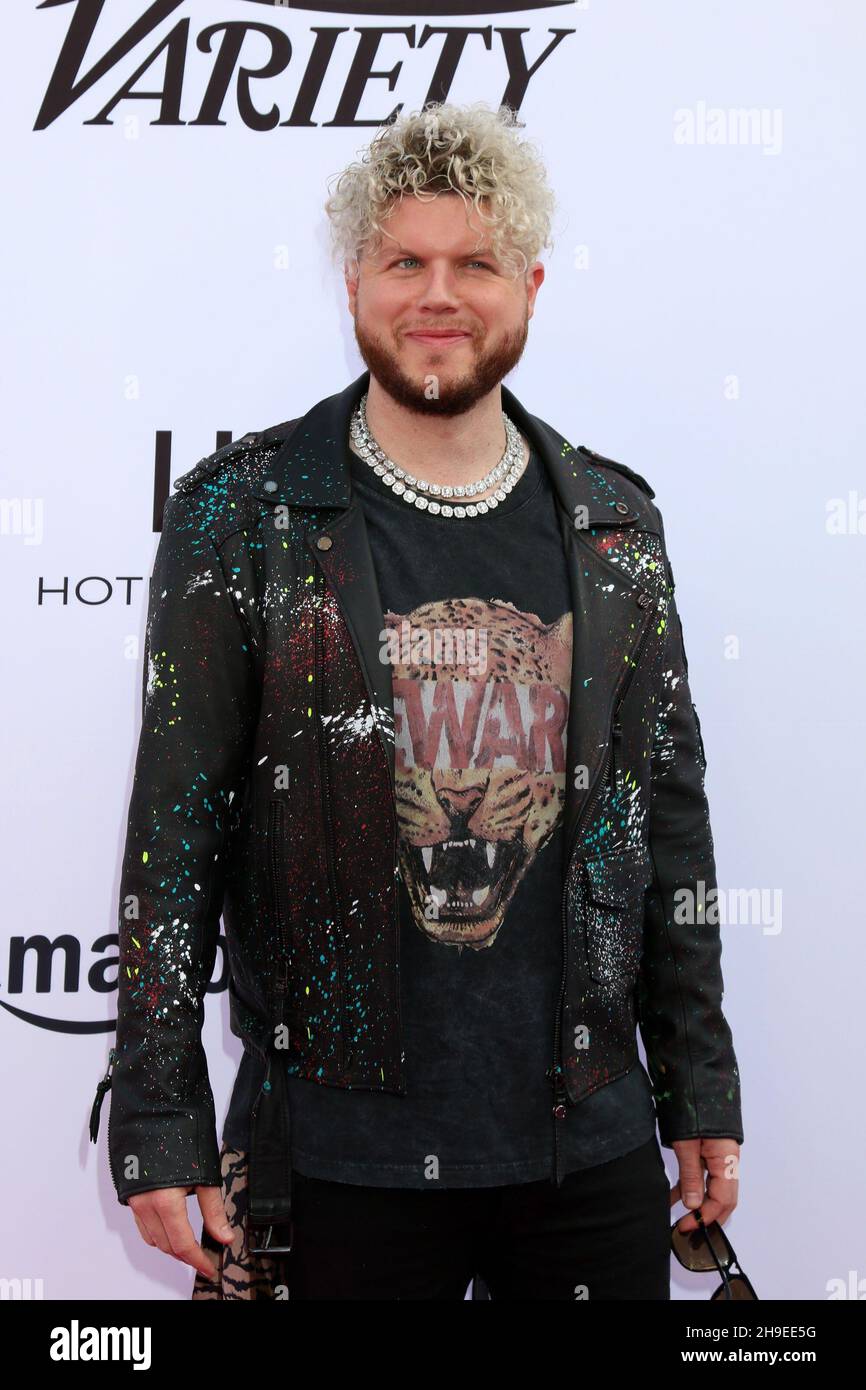 Los Angeles, CA. 4th Dec, 2021. Stephen Kirk at arrivals for Variety ...