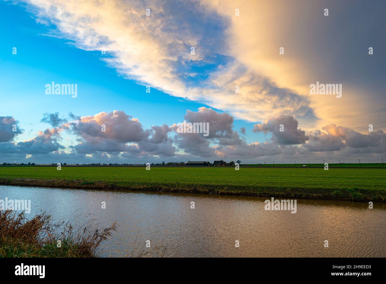 Netherlands plains sunset hi-res stock photography and images - Alamy