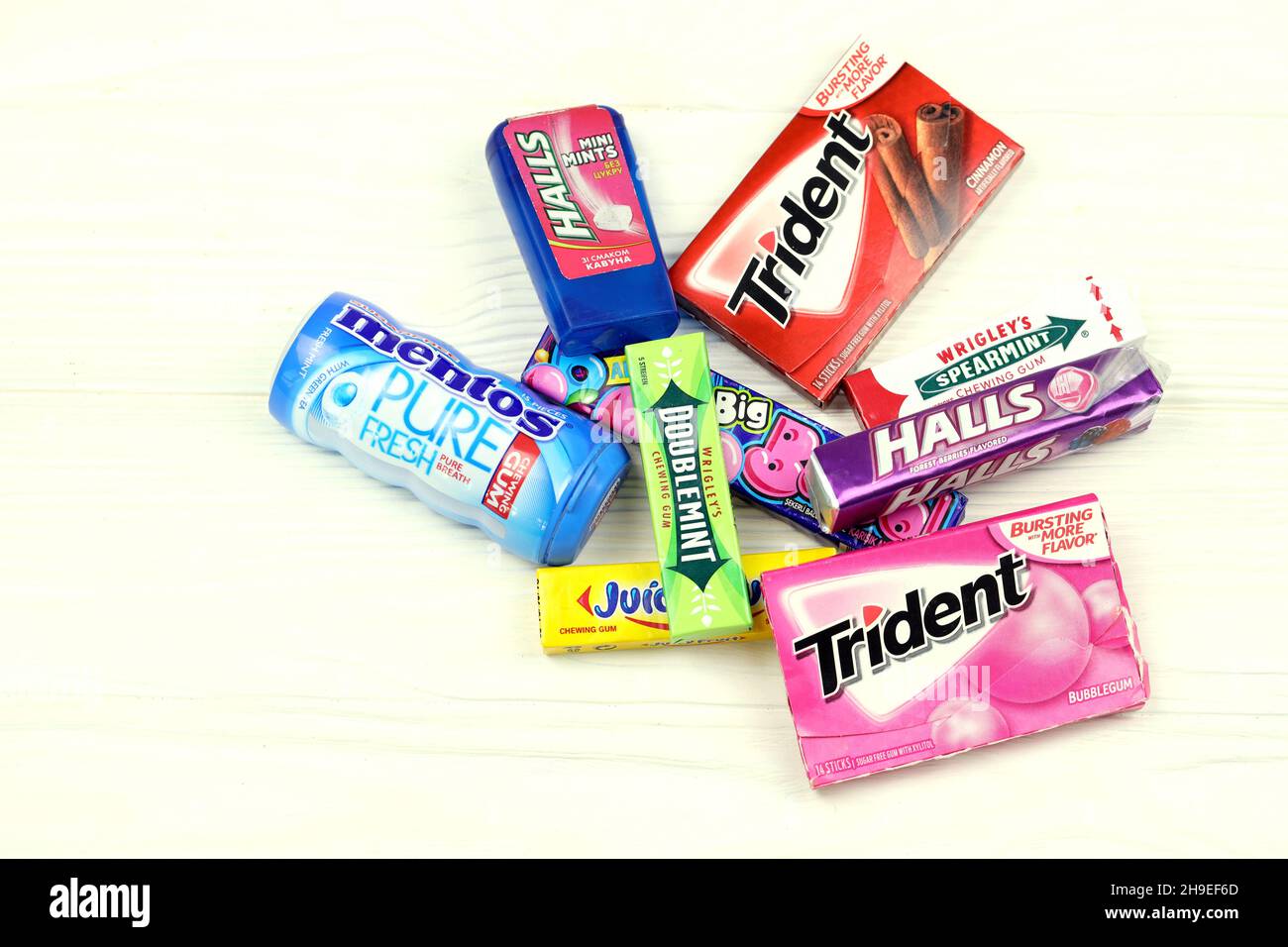 KHARKOV, UKRAINE - JULY 2, 2021: Many chewing gum packs in various ...