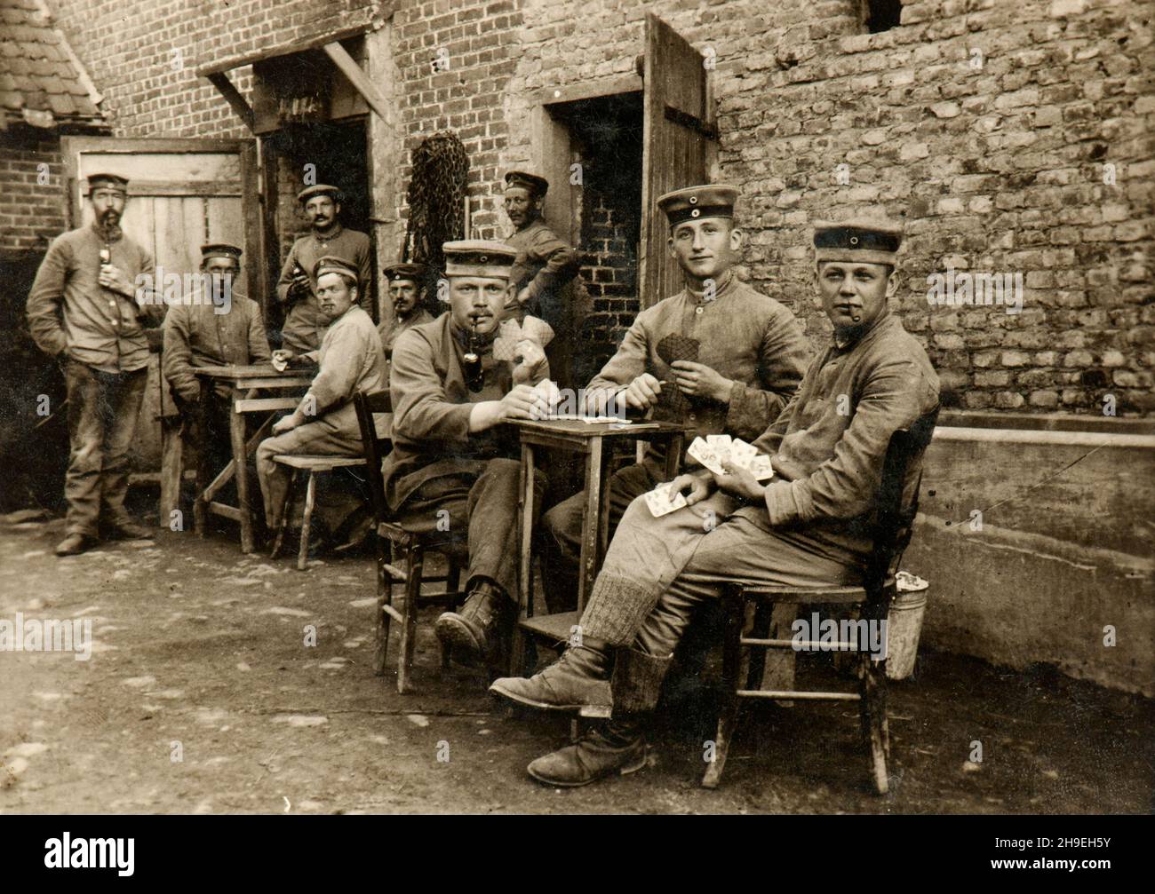 German playing cards hi-res stock photography and images - Alamy