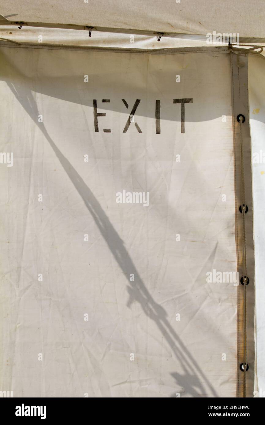 Exit exit sign hi-res stock photography and images - Alamy