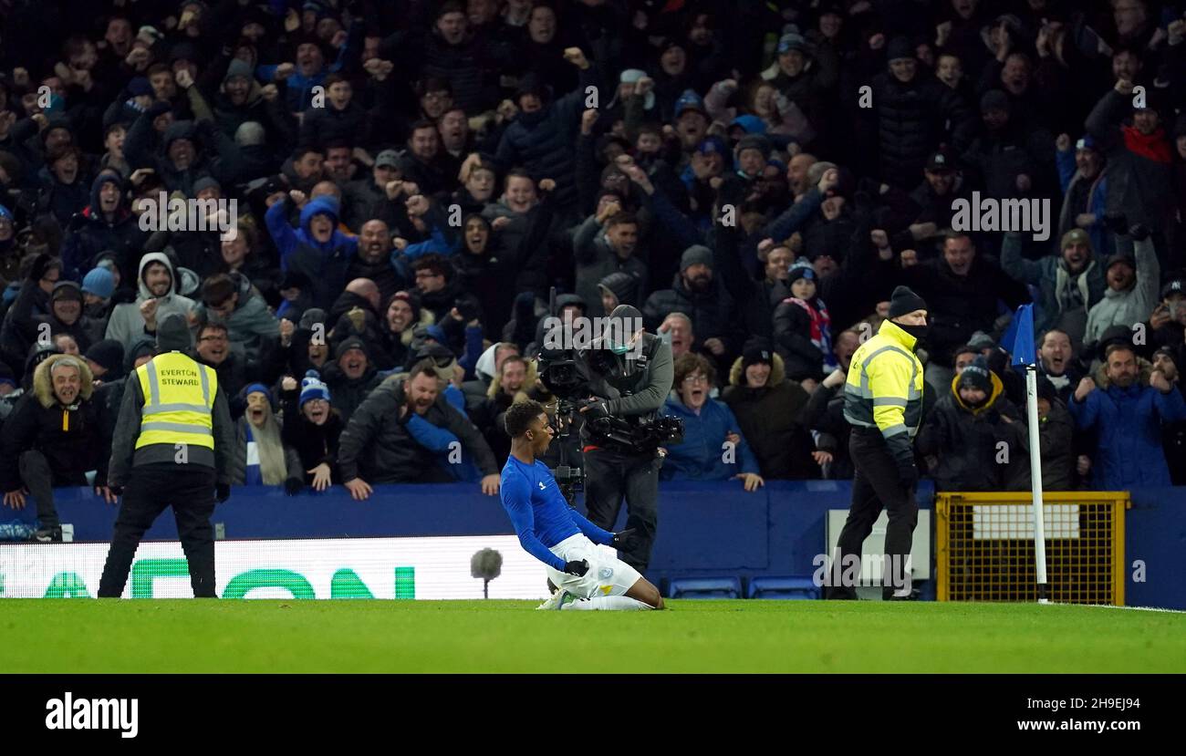 Arsenal everton december 2021 hi-res stock photography and images - Alamy