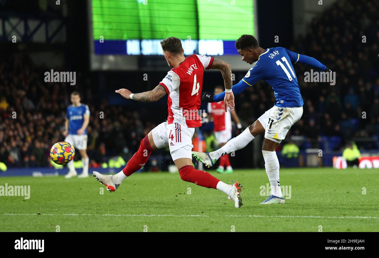 Liverpool, UK. 6th Dec, 2021. Demari Gray of Everton scores their ...