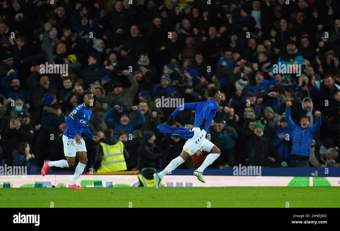 Arsenal everton december 2021 hi-res stock photography and images - Alamy