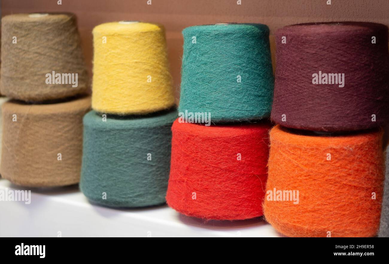 Sewing machine bobbin above hi-res stock photography and images - Alamy