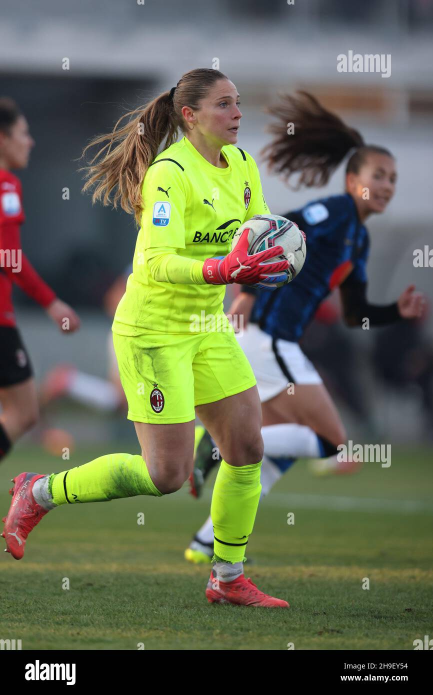 Ac milan women v inter femminile hi-res stock photography and images ...