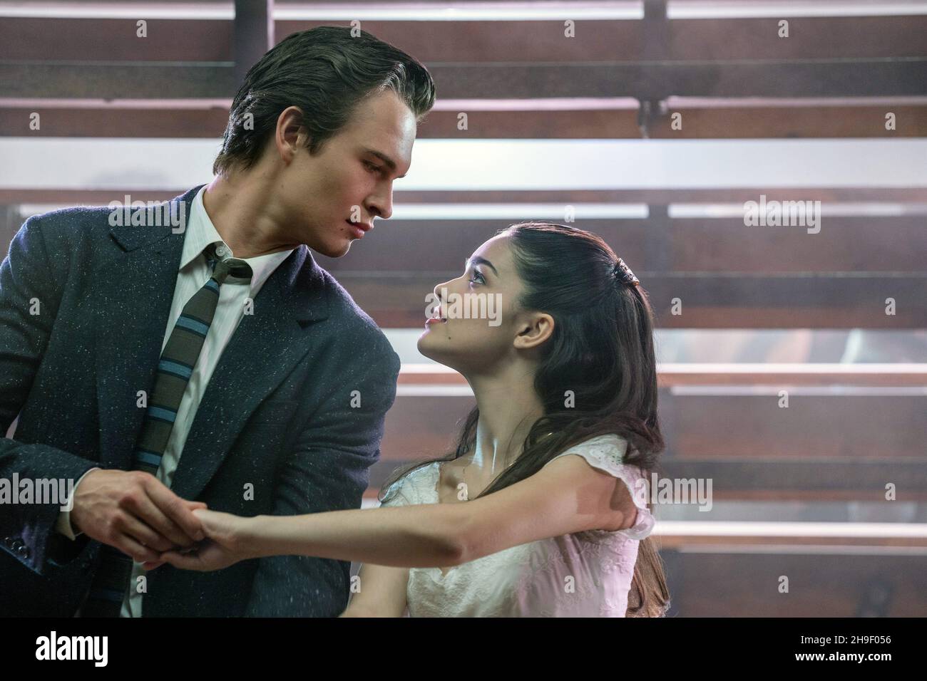 WEST SIDE STORY, from left: Ansel Elgort, Rachel Zegler, 2021. ph: Niko ...
