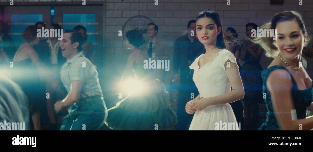 WEST SIDE STORY, Rachel Zegler, 2021. © 20th Century Studios / Courtesy ...