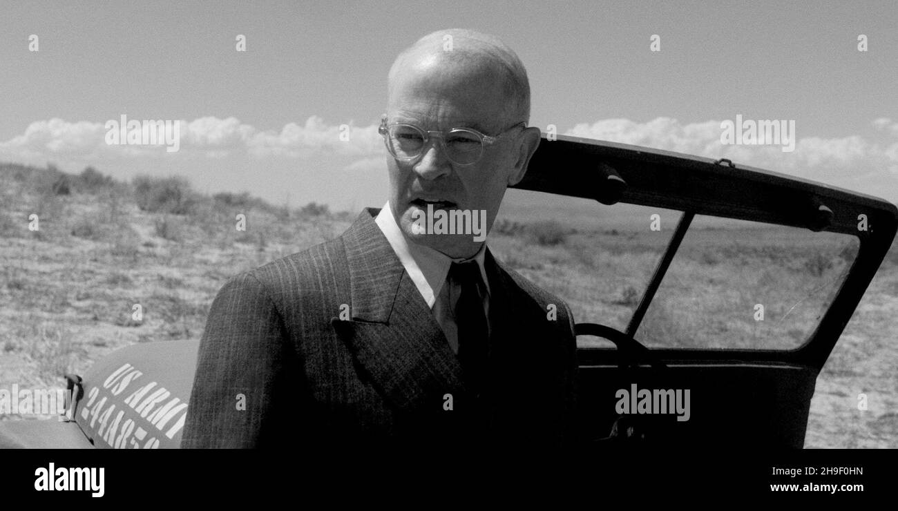 AMERICAN HORROR STORY: DOUBLE FEATURE, Neal McDonough as President ...