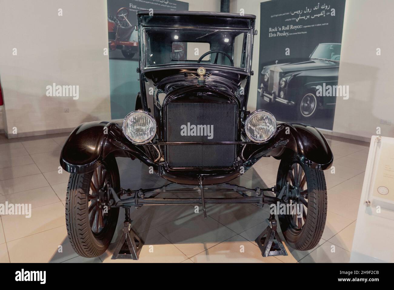1920s model t luxury hi-res stock photography and images - Alamy