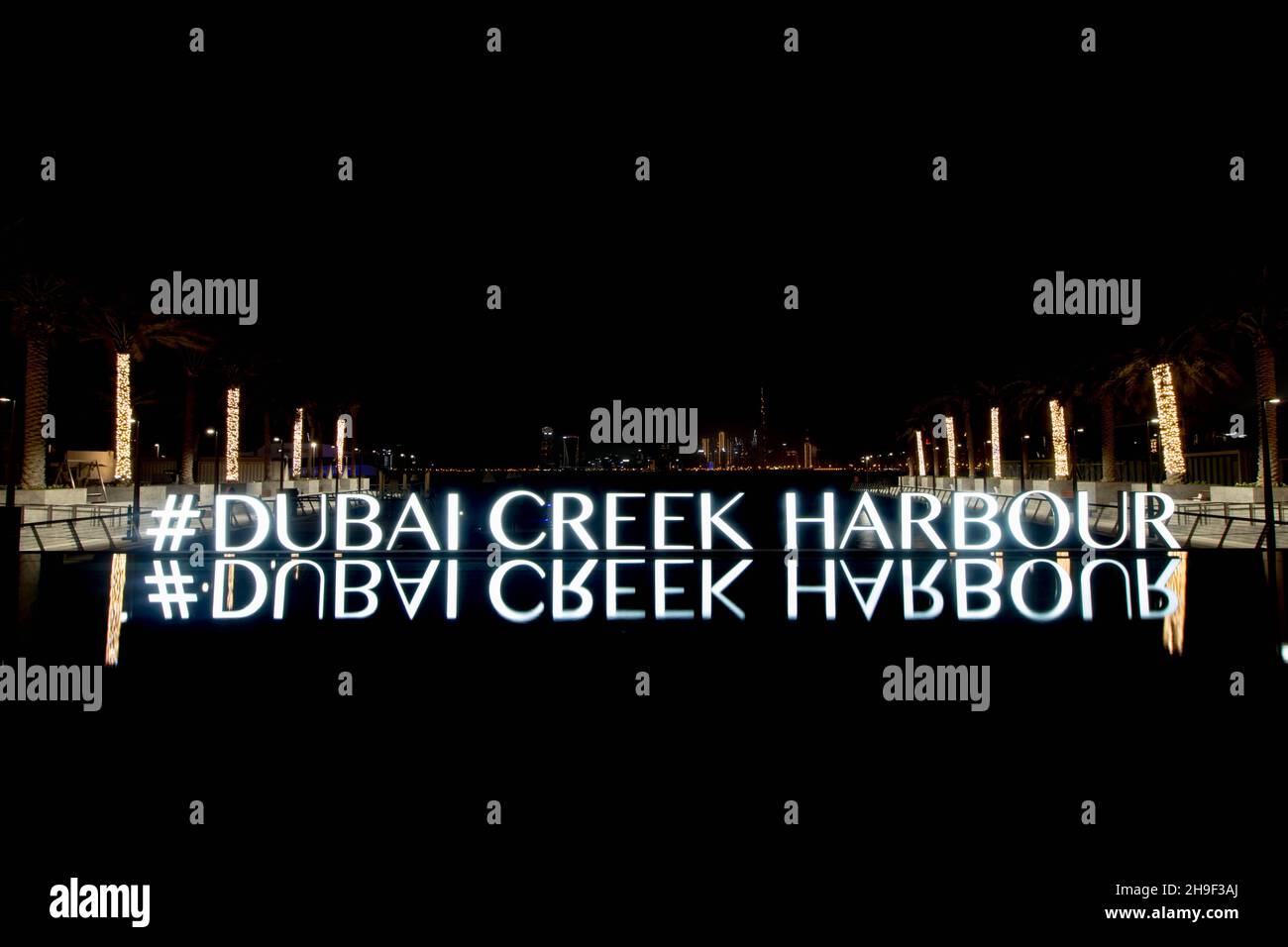 Dubai skyline waterfront view hi-res stock photography and images - Alamy